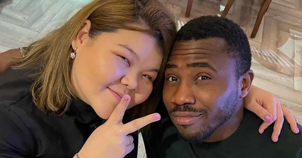 En kvinna från Kazakstan gifte sig med en man från Nigeria och fick en son: Hur ser deras vuxna ...