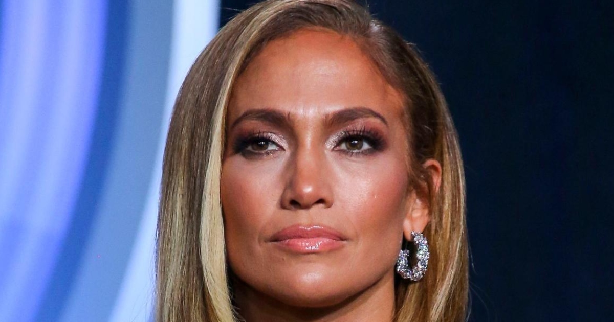 “Stjärnan rodnar av skam”: Paparazzi fångade Lopez med sin dotter som ...