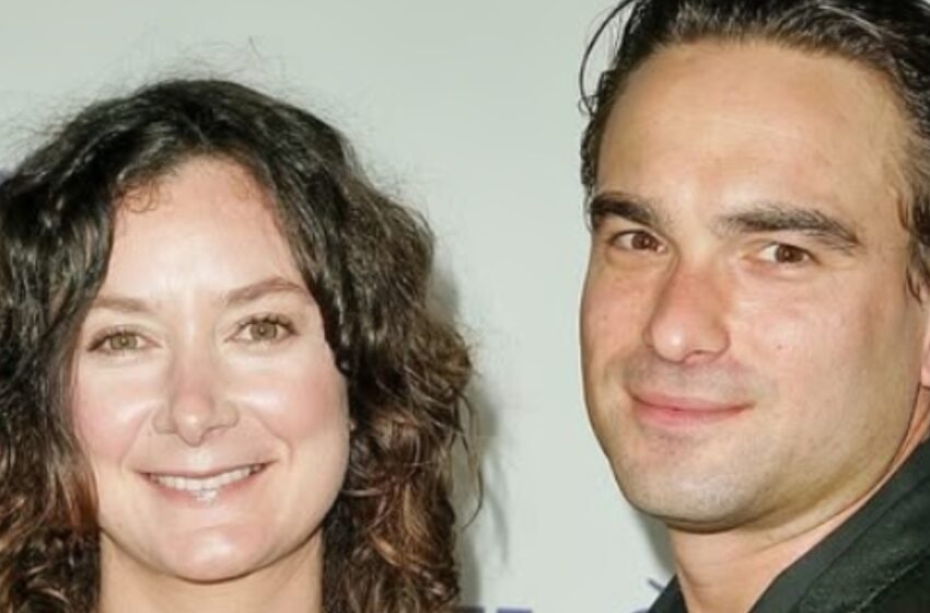 Sara Gilbert berättar öppet om när hon kom ut för Johnny Galecki under ...