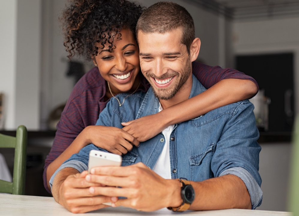 De hånade honom för att han älskade en kvinna som vägde 115 kilo – men ...